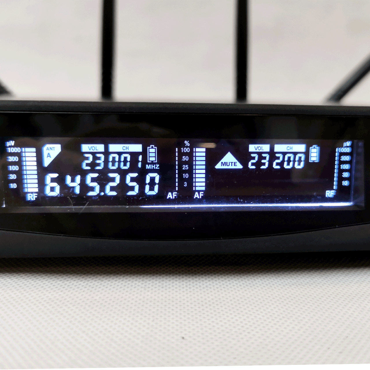MICRO KHÔNG DÂY X7 – G.Music JSC