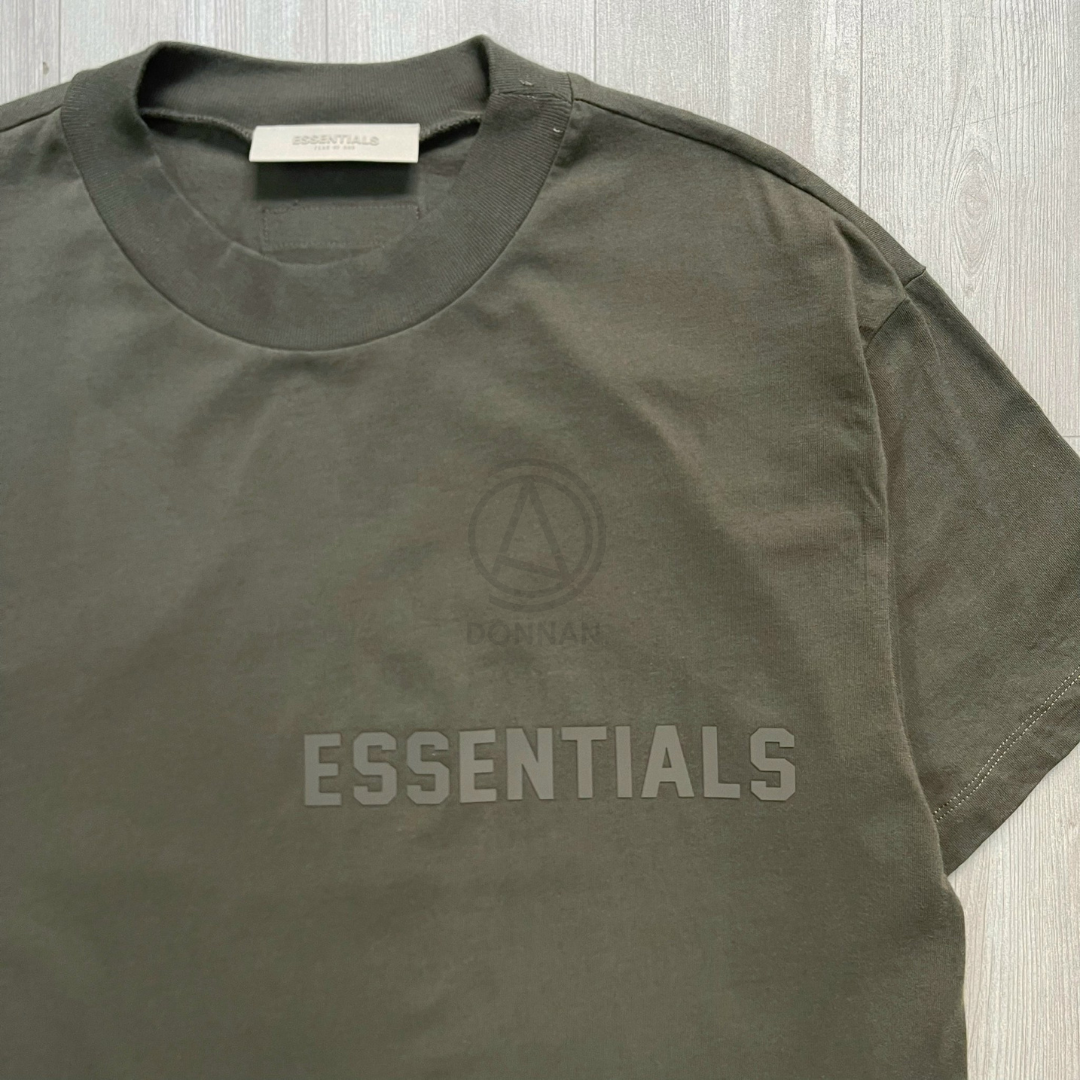 Áo thun Essentials Fear Of God SS23 "Off Black" – DONNAN