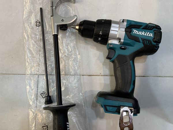 Máy khoan pin Makita XPH07 – Máy Khoan Pin Tùng Power Tool