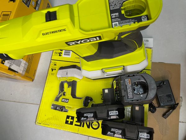 Bình xịt khử trùng Ryobi PSP02 – Máy Khoan Pin Tùng Power Tool