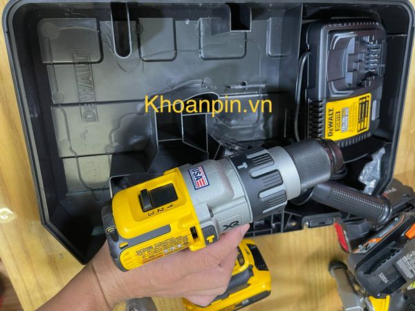 Máy khoan pin Dewalt DCD797 USA – Máy Khoan Pin Tùng Power Tool