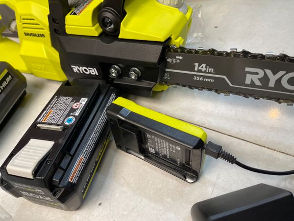 Máy cưa xích pin Ryobi RY40503 40V – Máy Khoan Pin Tùng Power Tool
