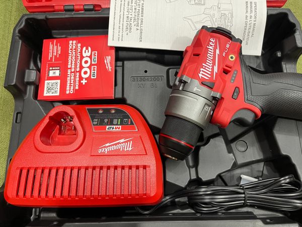 Máy khoan pin Milwaukee 3404-22 M12 – Máy Khoan Pin Tùng Power Tool