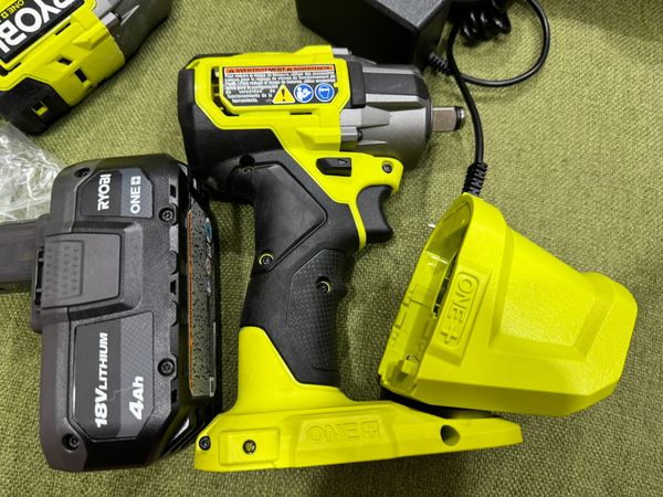 Bù lông ryobi PSBIW25 – Máy Khoan Pin Tùng Power Tool
