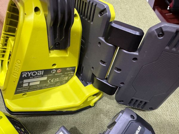 đèn ryobi RLPH18 18v – Máy Khoan Pin Tùng Power Tool