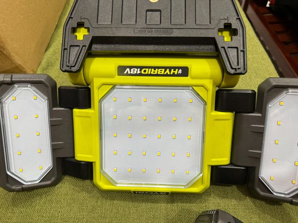 đèn ryobi RLPH18 18v – Máy Khoan Pin Tùng Power Tool