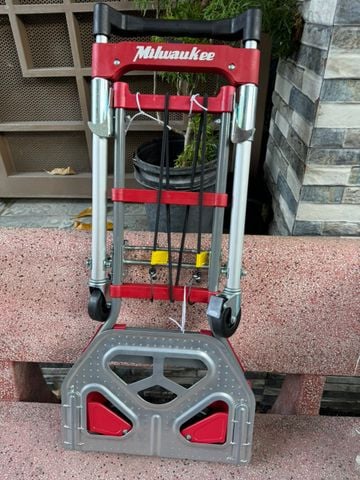 MILWAUKEE – Máy Khoan Pin Tùng Power Tool