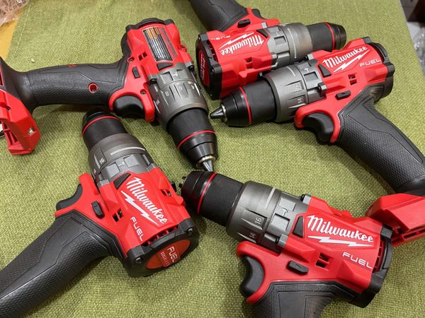 Máy khoan pin Milwaukee 2904 lướt – Máy Khoan Pin Tùng Power Tool
