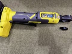 MILWAUKEE – Máy Khoan Pin Tùng Power Tool