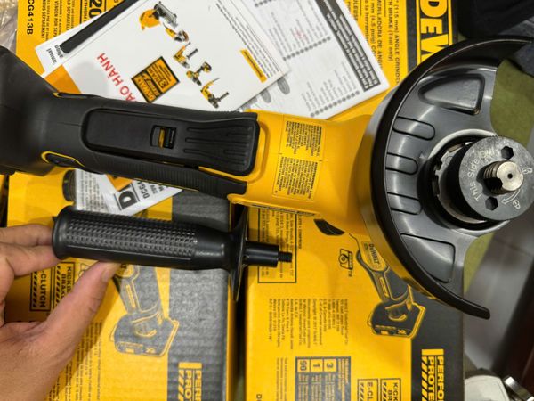 Máy mài pin Dewalt DCG413 – Máy Khoan Pin Tùng Power Tool