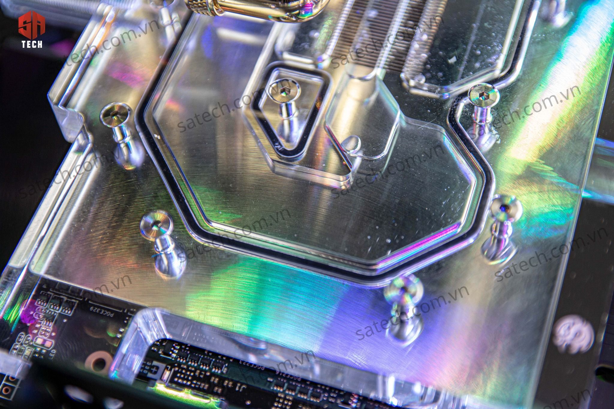 Tản nhiệt nước Custom cho case AZZA CSAZ-804 PYRAMID– S-A TECH