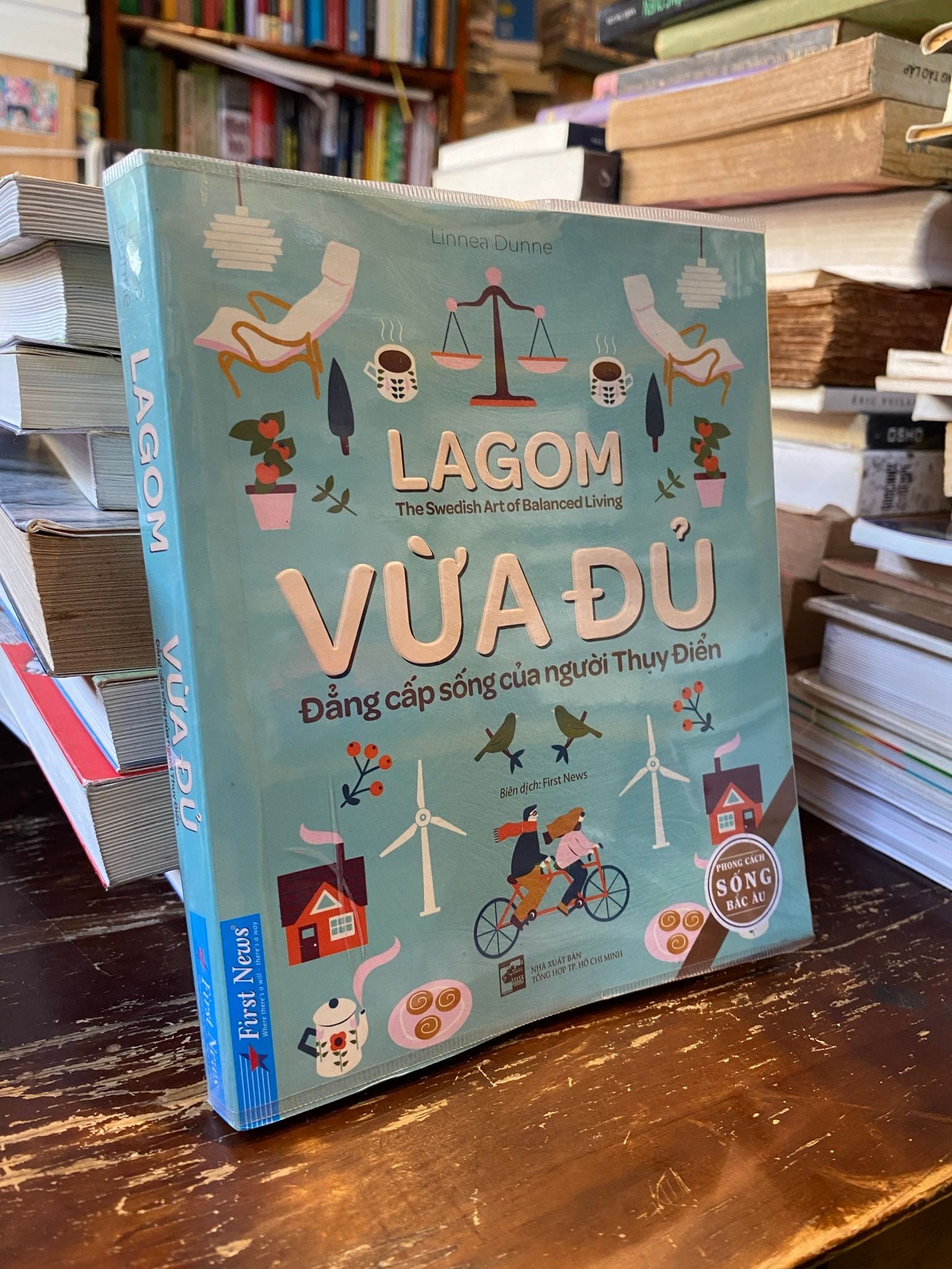 LAGOM: Vừa đủ - Linnea Dunne – Momo Bookstore