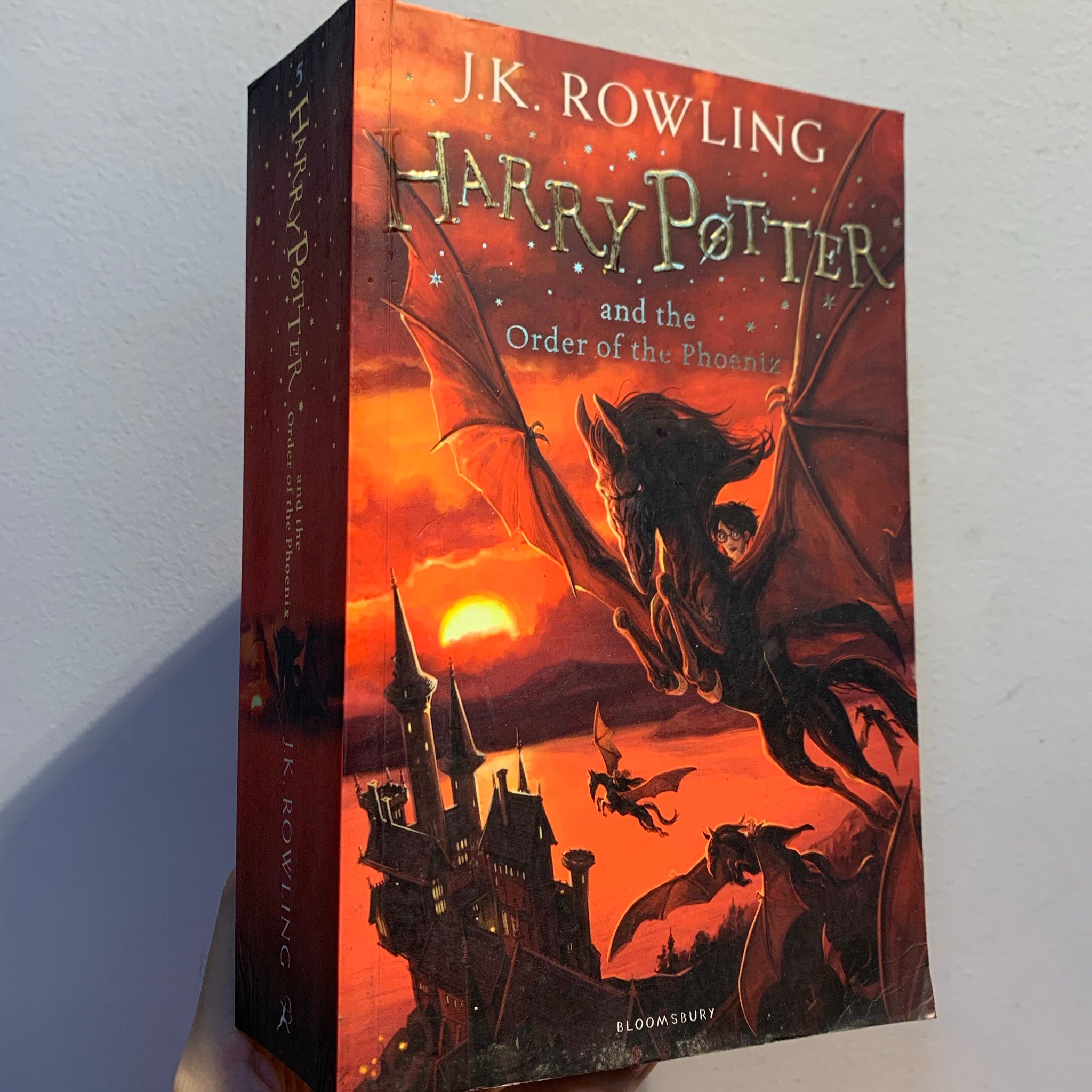 HARRY POTTER AND THE ORDER OF THE PHOENIX - J.K. Rowling – Momo Bookstore