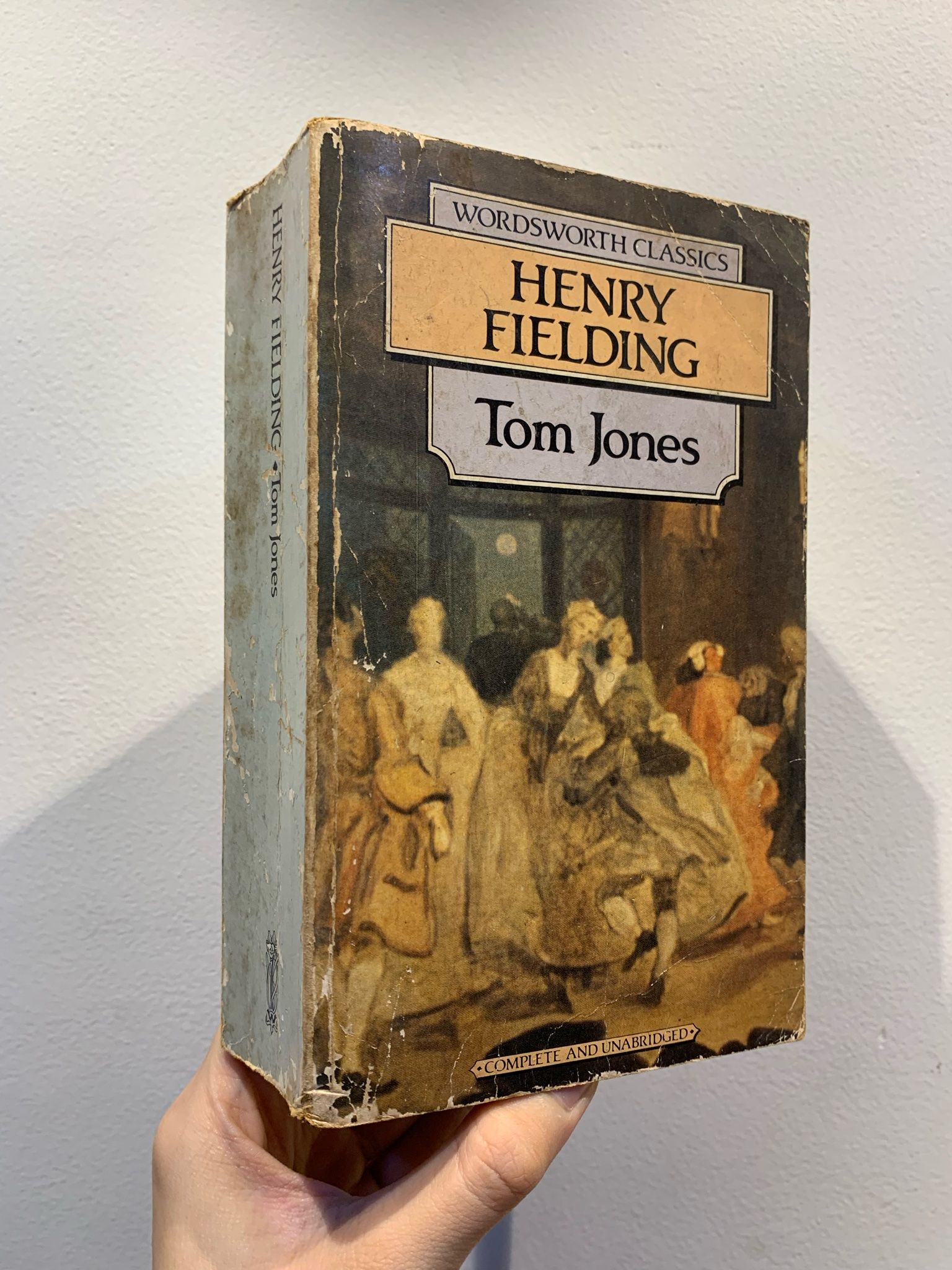 HENRY FIELDING - Tom Jones – Momo Bookstore