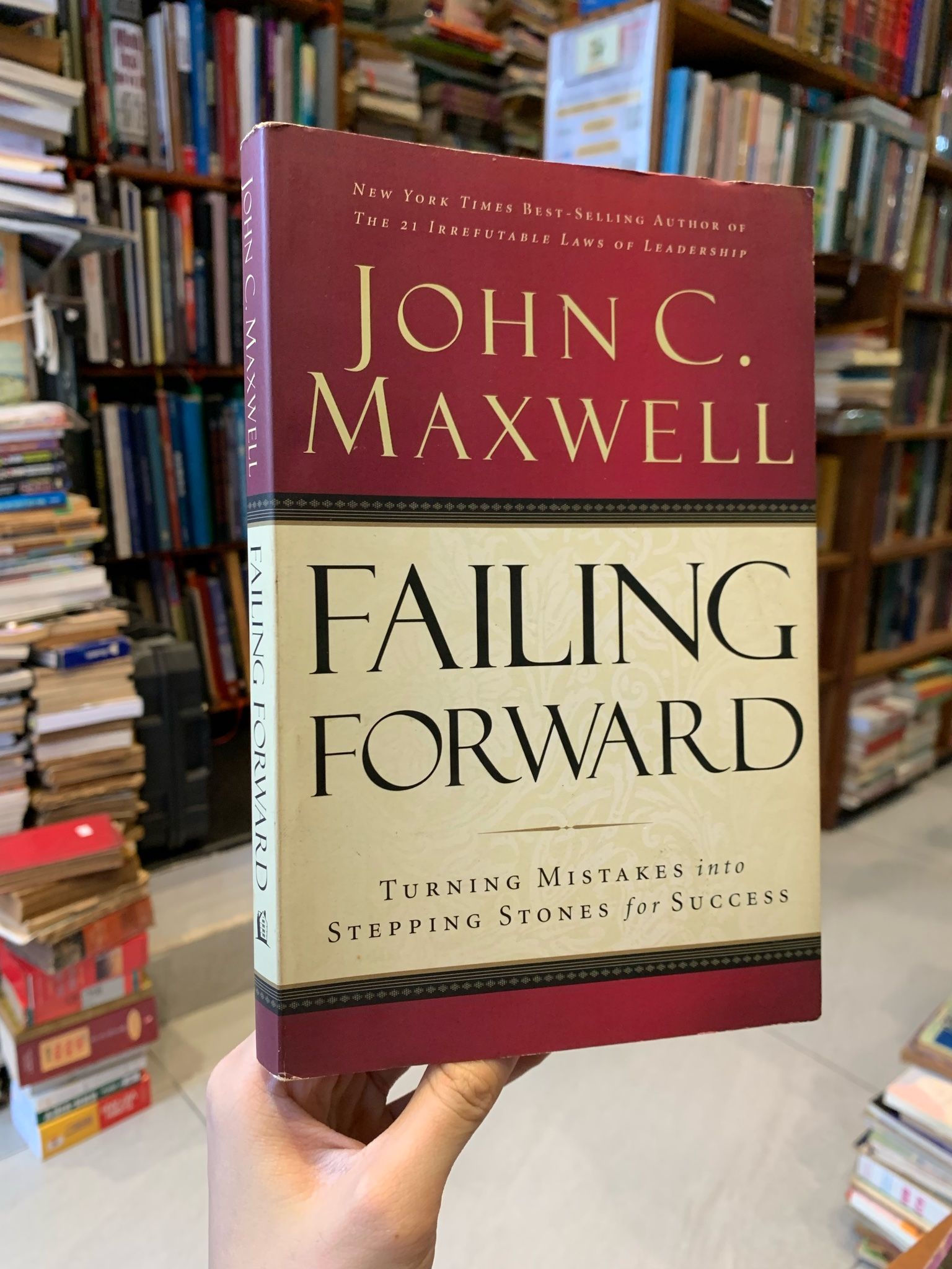 FAILING FORWARD - John C. Maxwell – Momo Bookstore