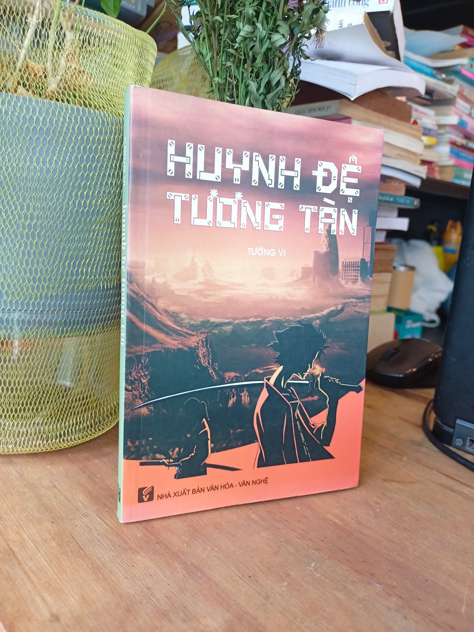 Huynh đệ tương tàn - Tường Vi – Momo Bookstore