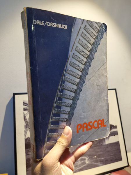 INTRODUCTION TO PASCAL AND STRUCTURED DESIGN - Nell Dale & David Orsha ...