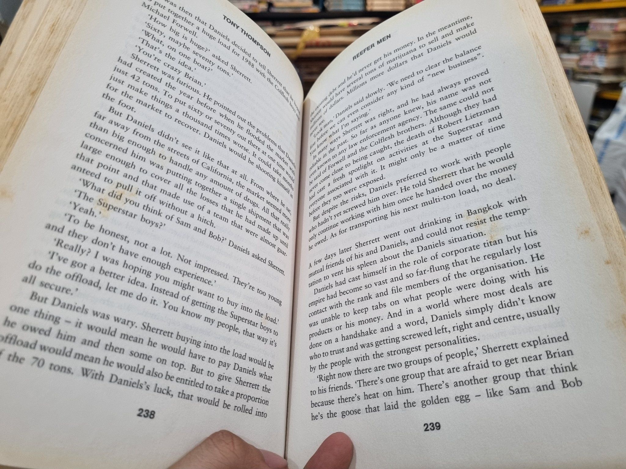 REEFER MEN : THE RISE AND FALL OF A BILLIONAIRE DRUGS' RING - Tony Tho ...