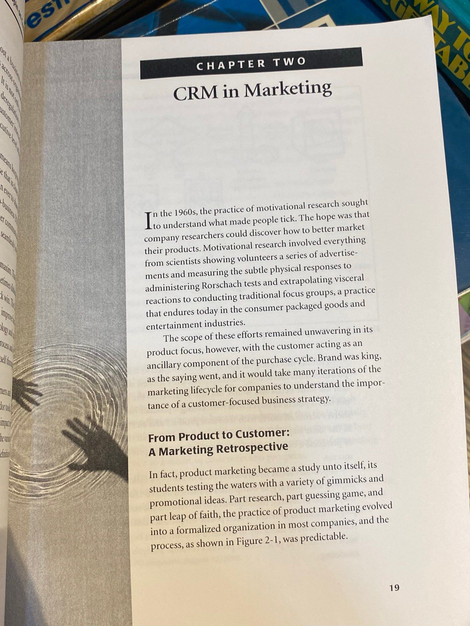 The CRM Handbook : A Business Guide to Customer Relationship Managemen – Momo Bookstore