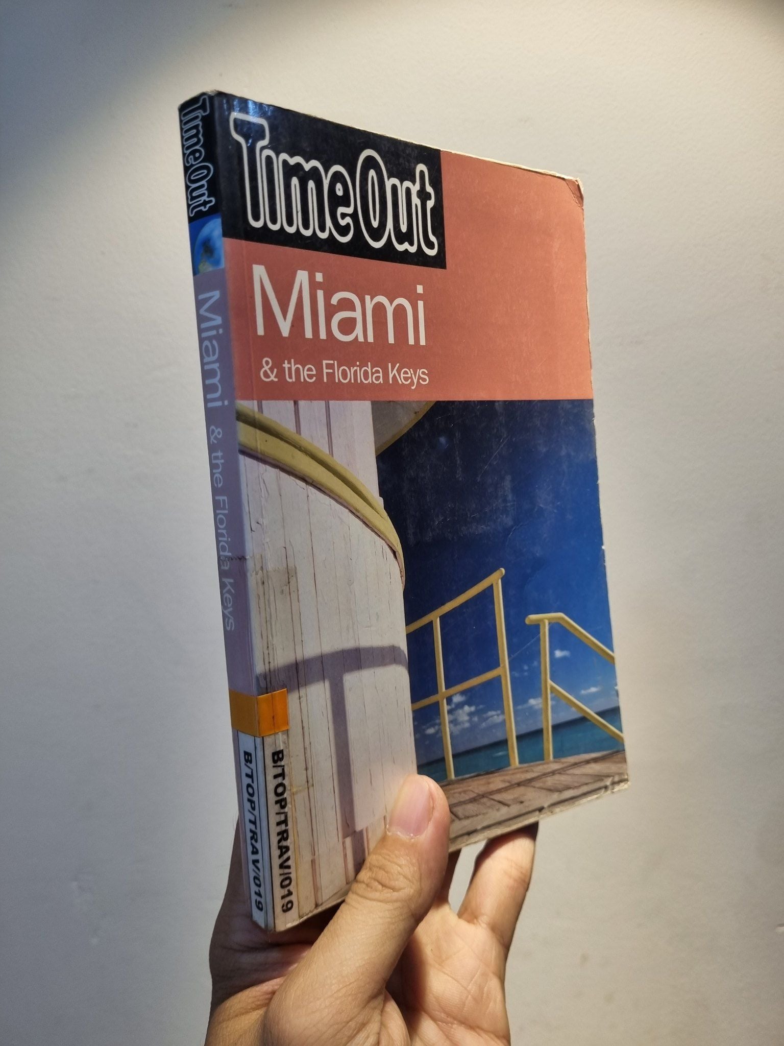 TIME OUT : Miami & The Florida Keys – Momo Bookstore