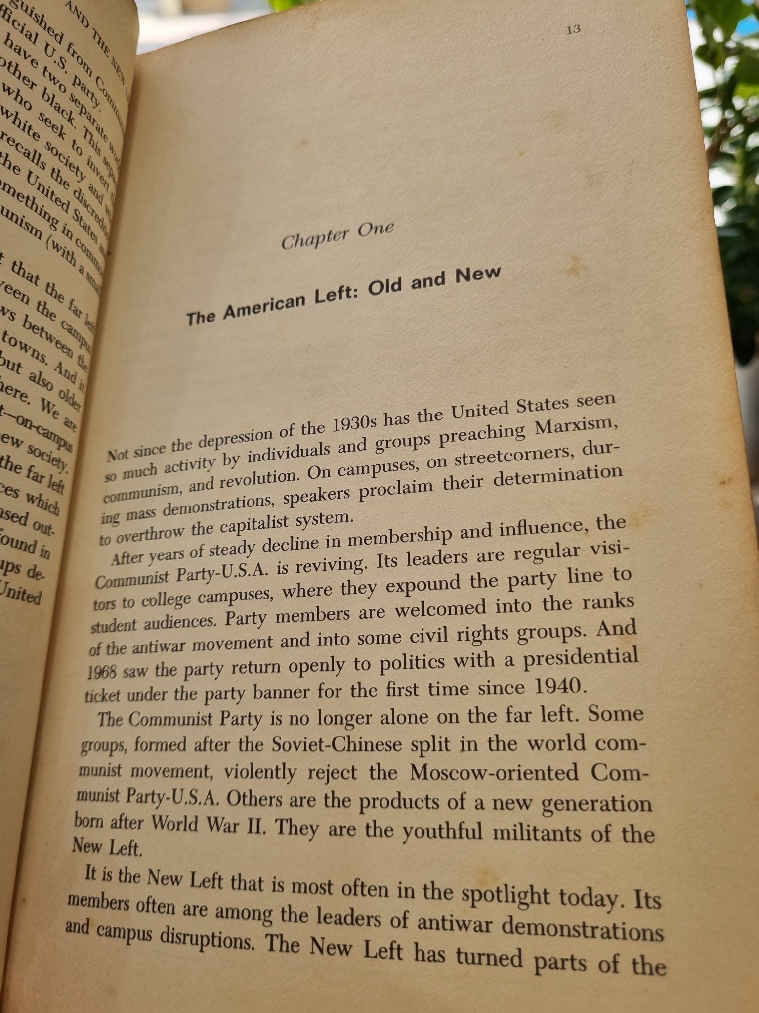 COMMUNISM AND THE NEW LEFT : WHAT THEY'RE UP TO NOW - – Momo Bookstore