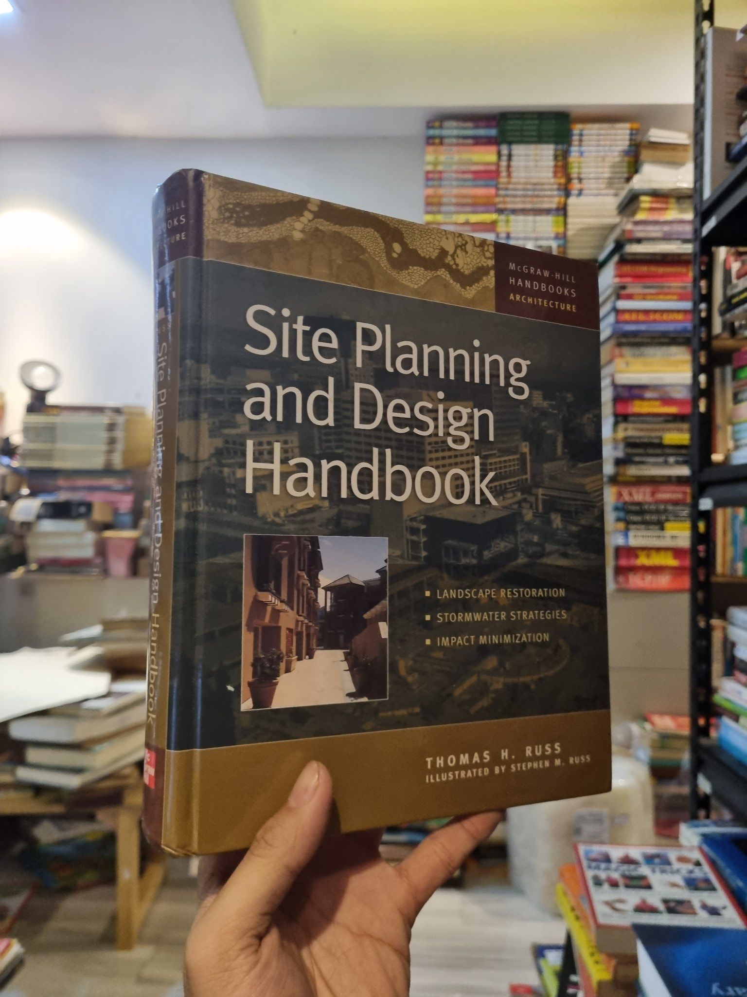 Site Planing and Design Handbook - Thomas H. Russ – Momo Bookstore