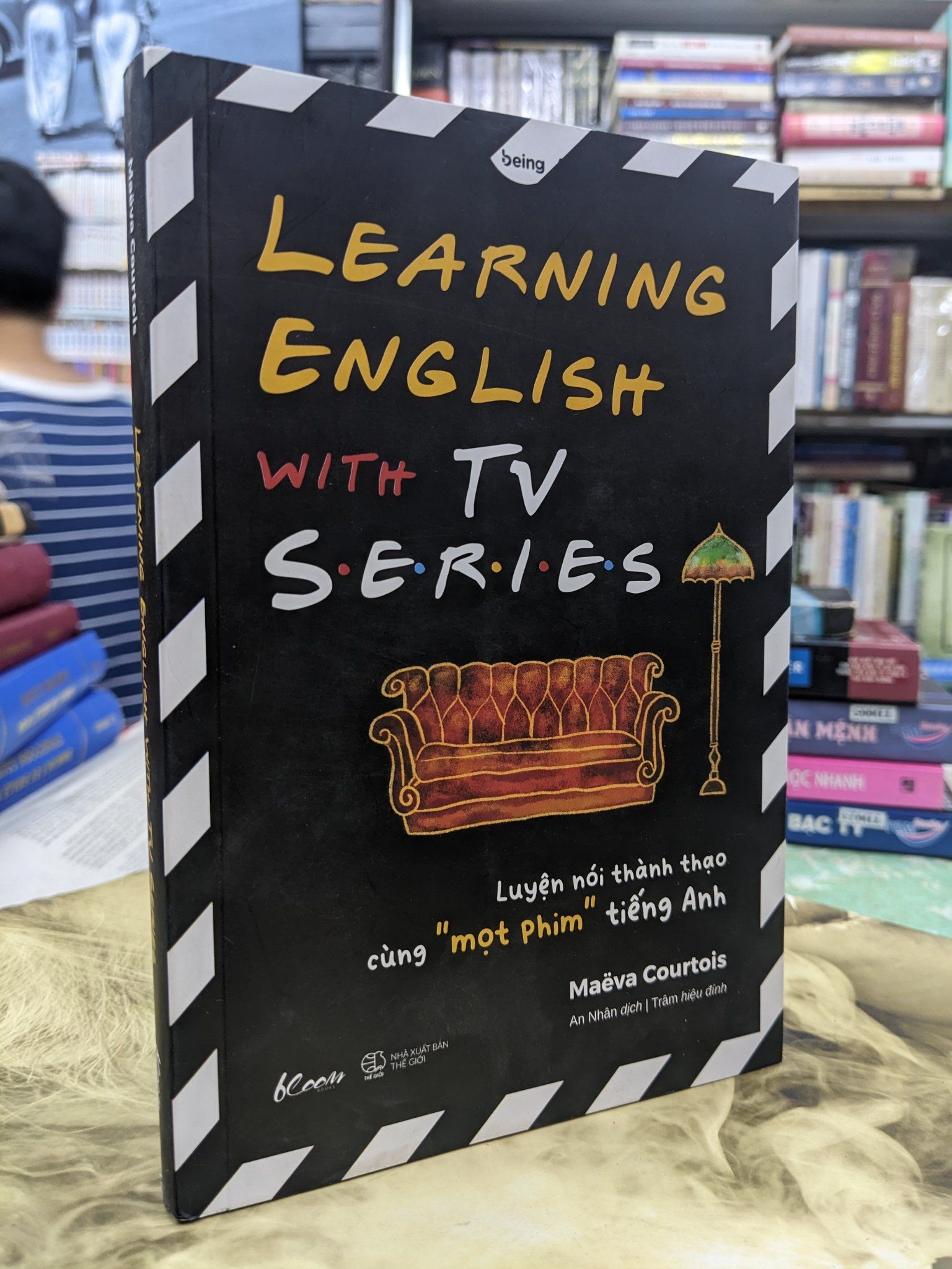 Learning English with TV Series - Maeva Courtois – Momo Bookstore