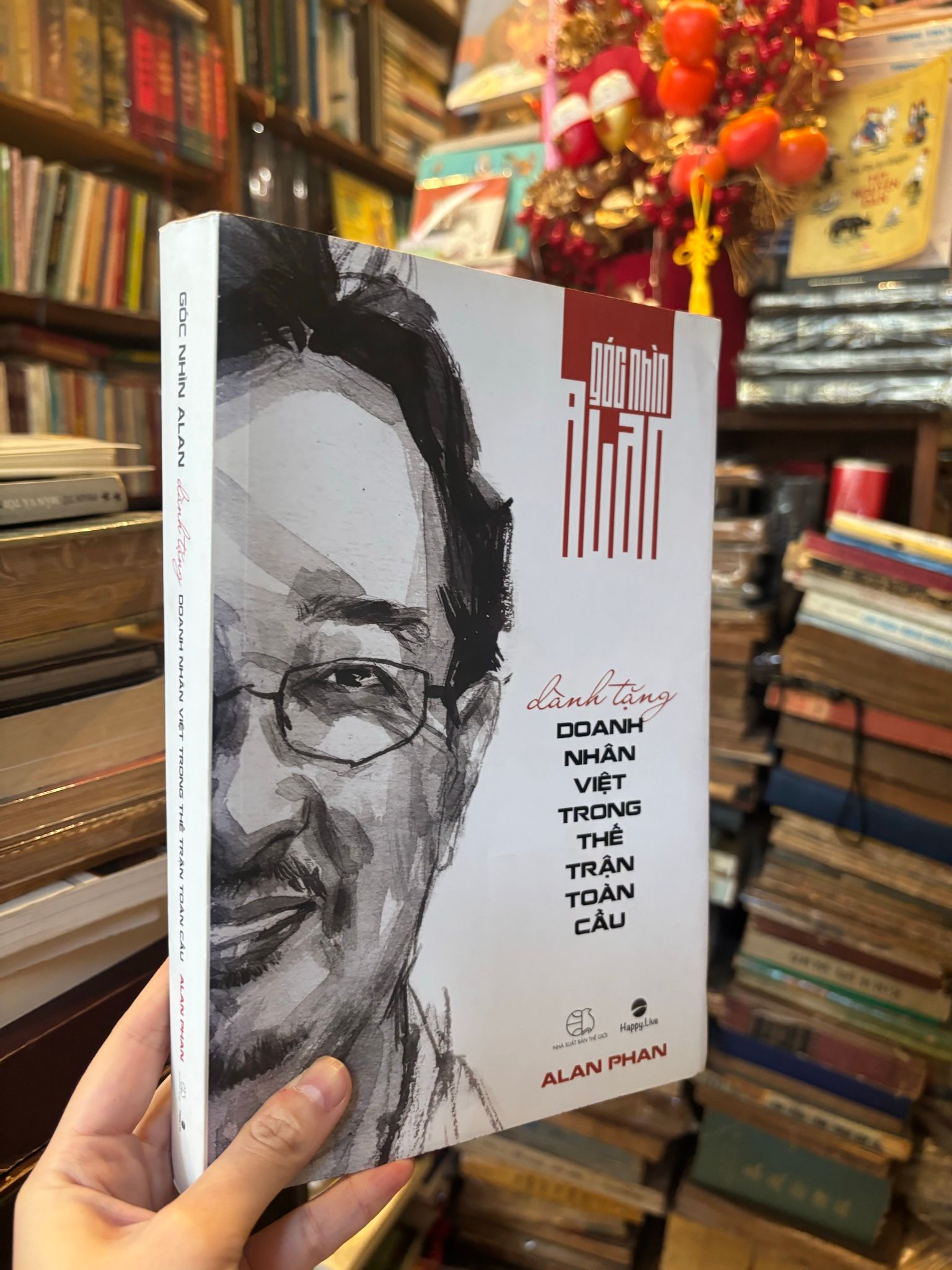 Momo Bookstore
