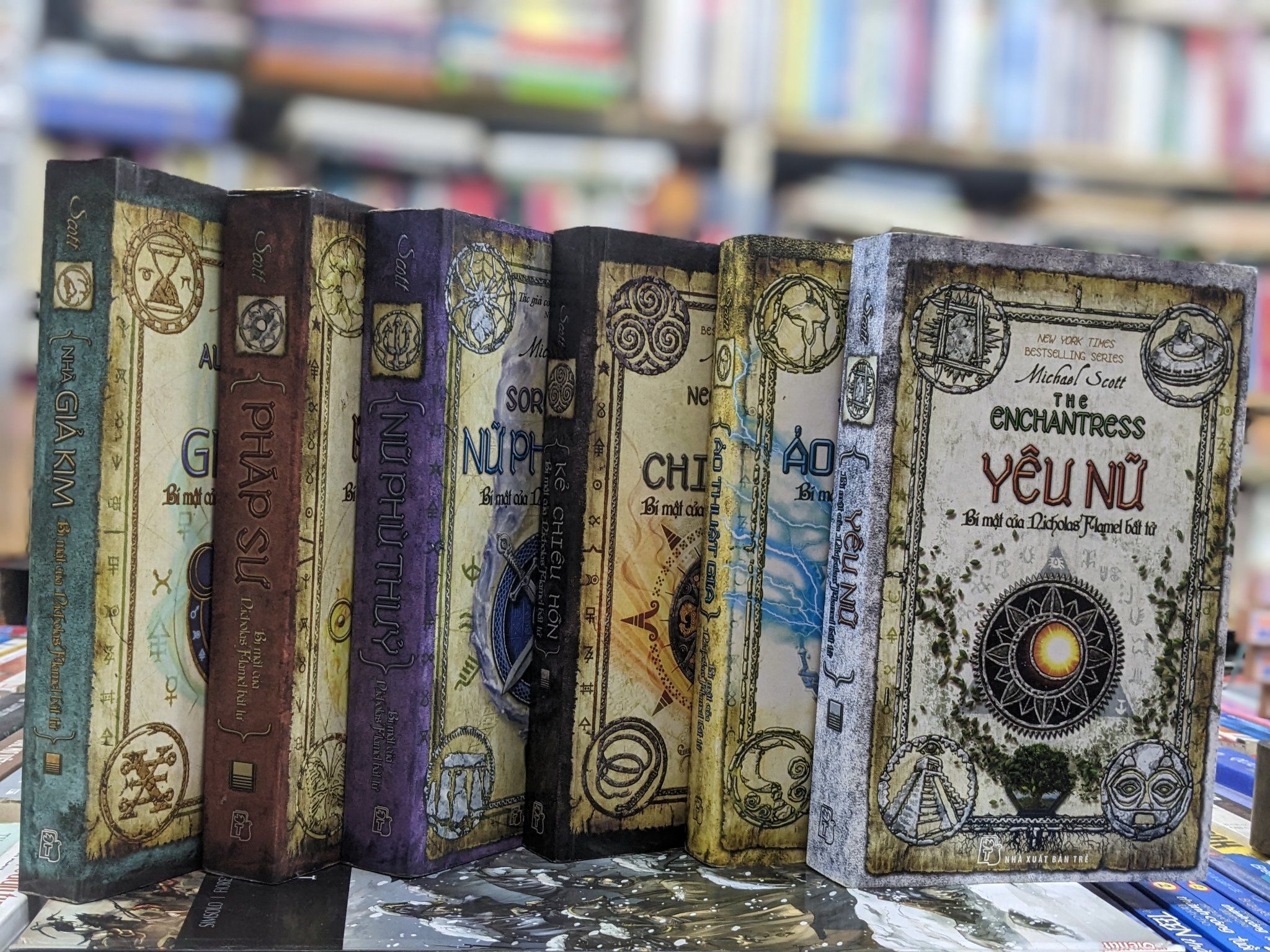 Bí mật của Nicholas Flamel bất tử - Michael Scott – Momo Bookstore