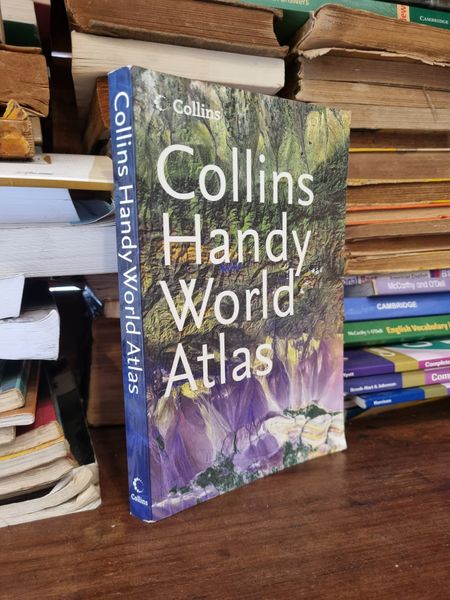 COLLINS HANDY WORLD ATLAS – Momo Bookstore