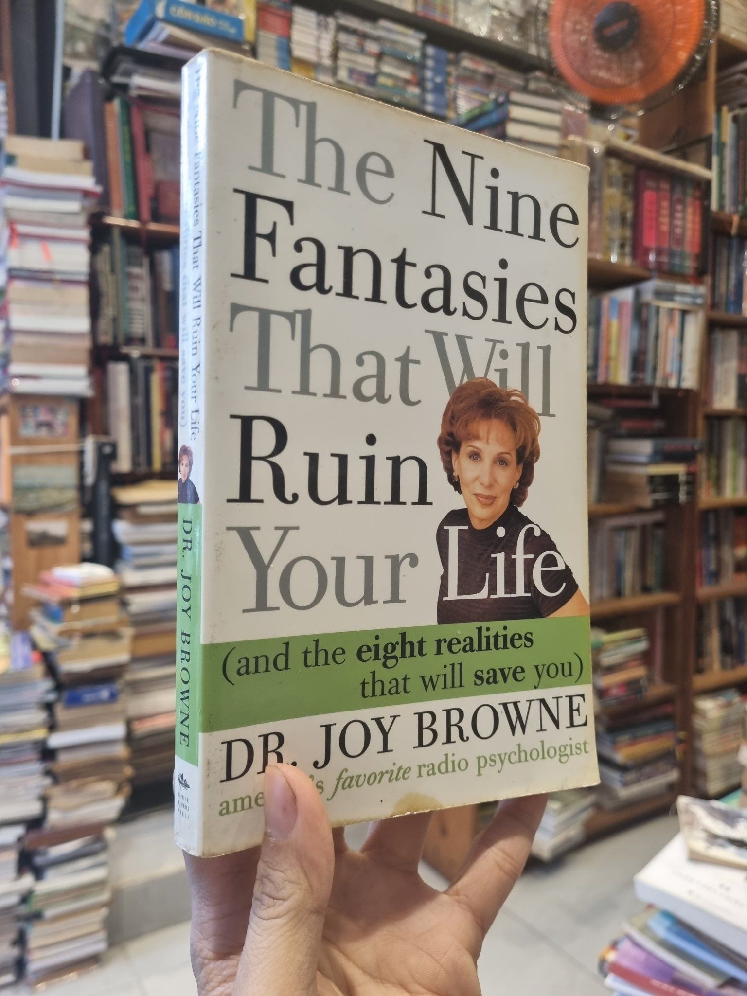 The Nine Fantasies That Will Ruin Your Life (and the Eight Realities T – Momo Bookstore