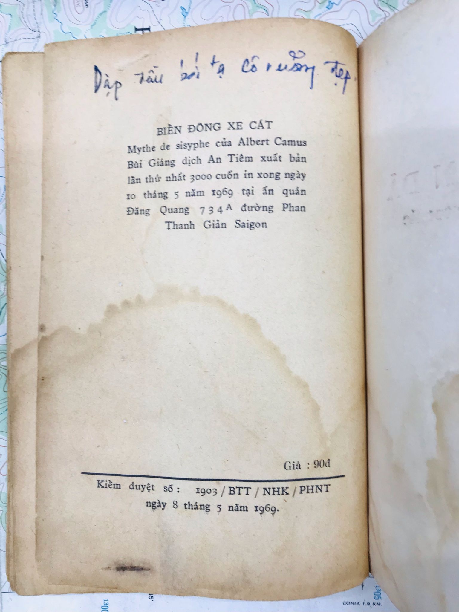 Biển đông xe cát - Albert Camus – Momo Bookstore