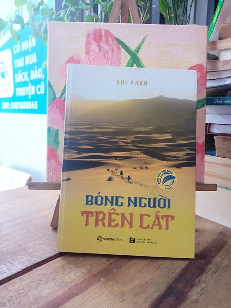 Bóng người trên cát - Nhi Phan – Momo Bookstore