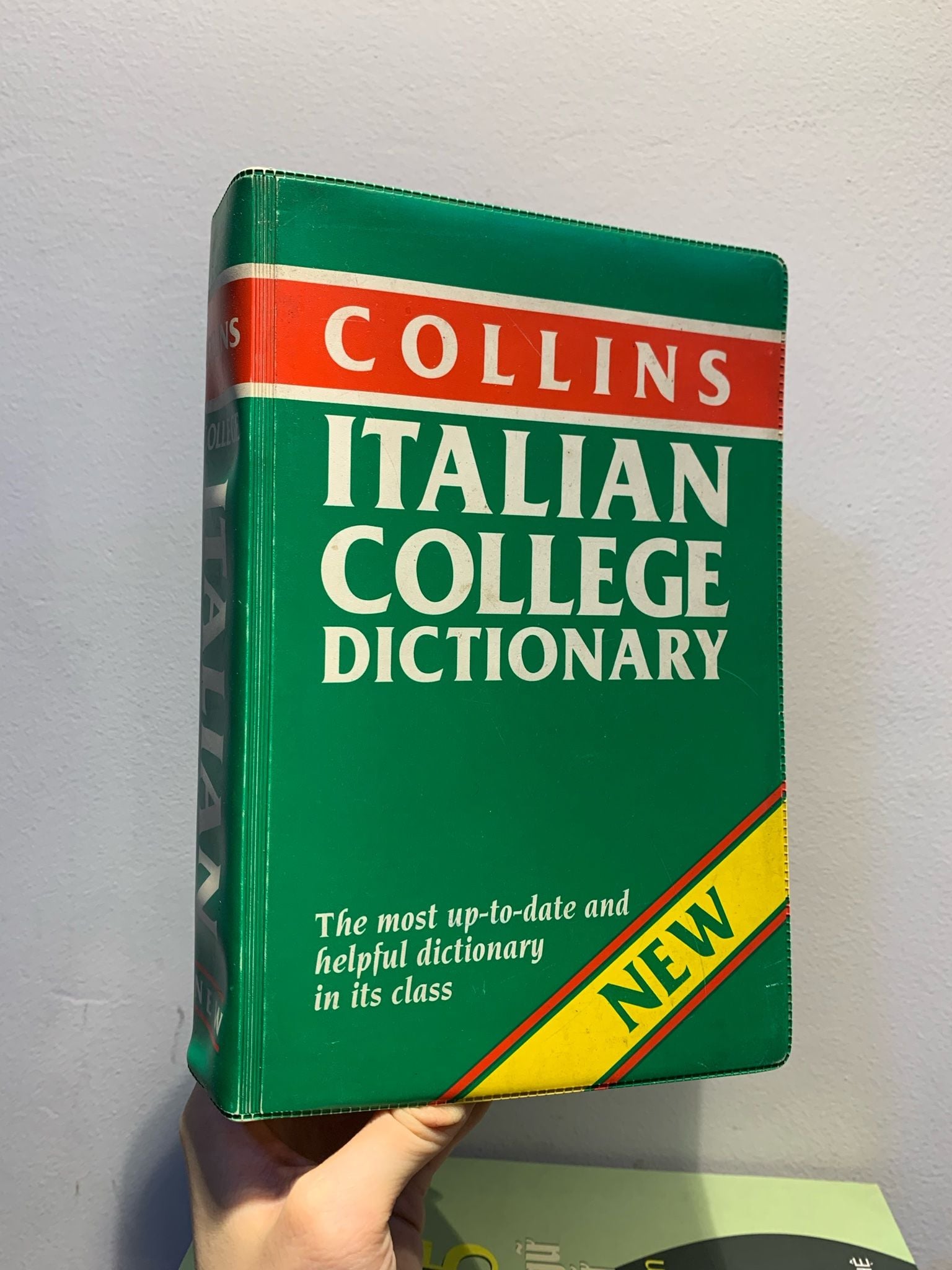 ITALIAN COLLEGE DICTIONARY – Momo Bookstore