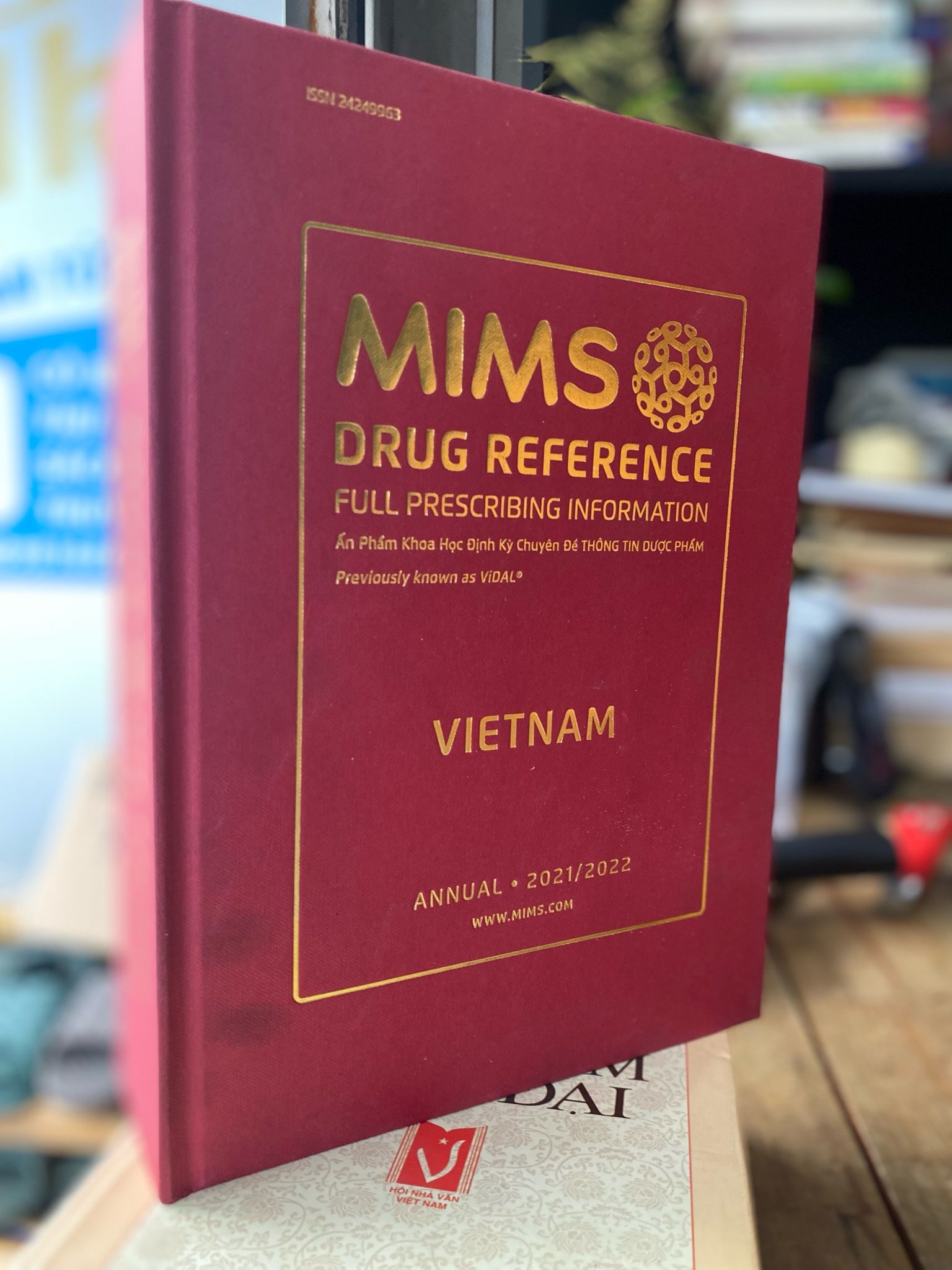 MIMS Drug reference 2021/2022 ( khổ to ) – Momo Bookstore