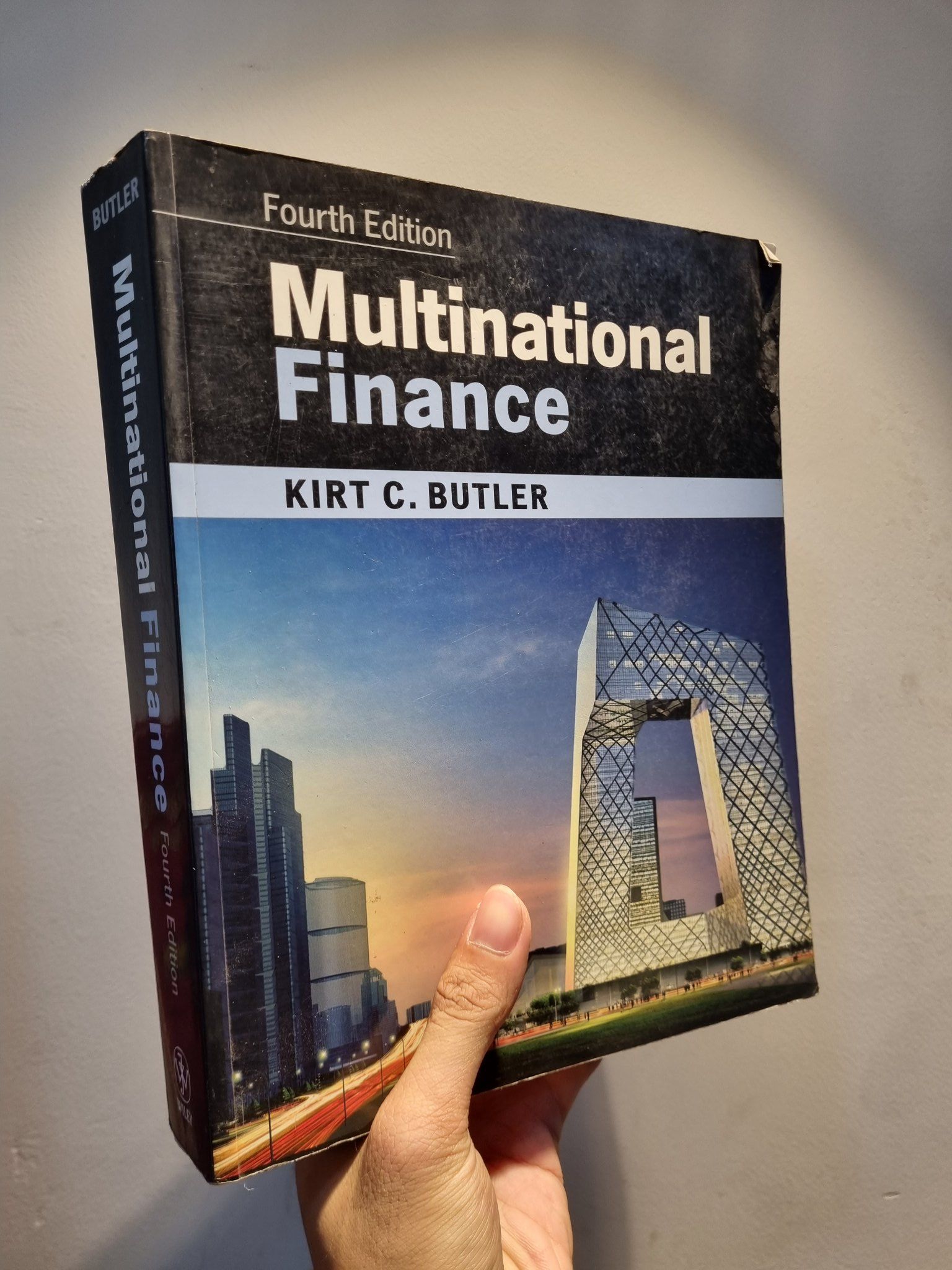 MULTINATIONAL FINANCE - Kirt C. Butler – Momo Bookstore