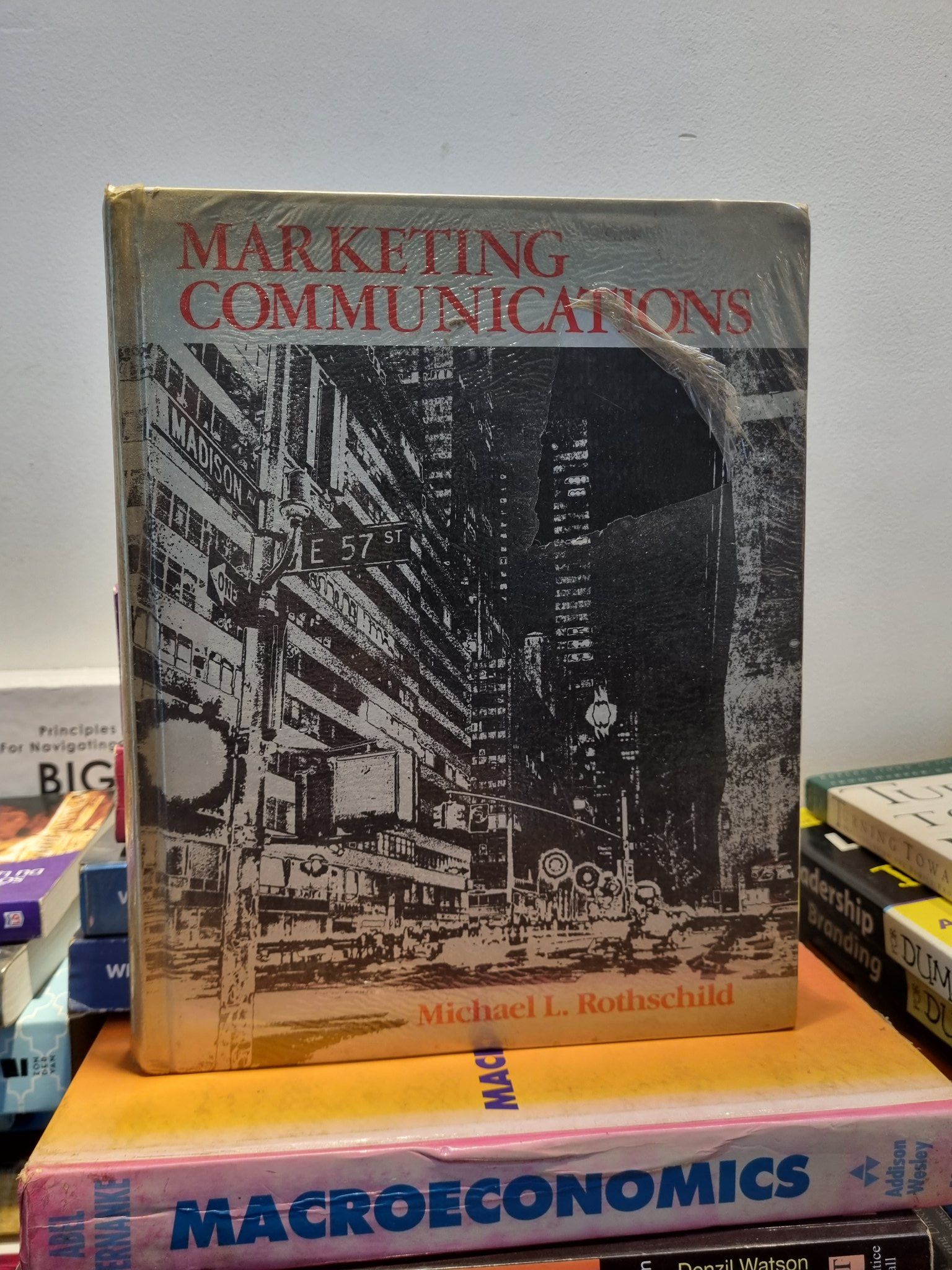 MARKETING COMMUNICATIONS - Michael L. Rothschild – Momo Bookstore
