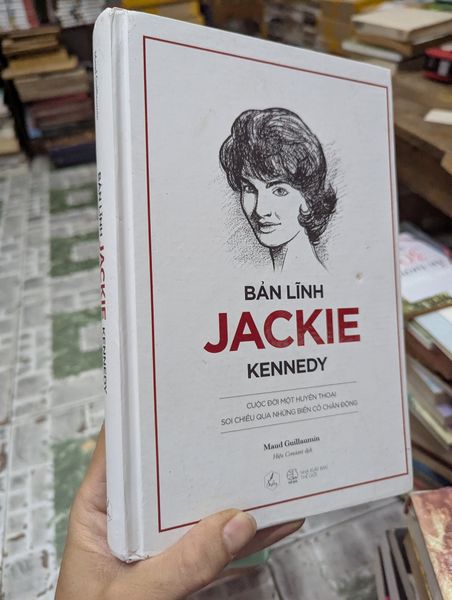Bản Lĩnh Jackie Kennedy - Maud Guilaumin – Momo Bookstore