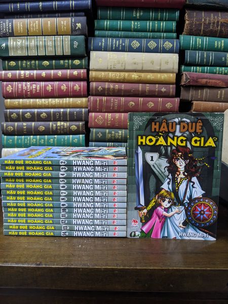 TRUYỆN TRANH Hậu Duệ Hoàng Gia - Hwang Mi Ri – Momo Bookstore