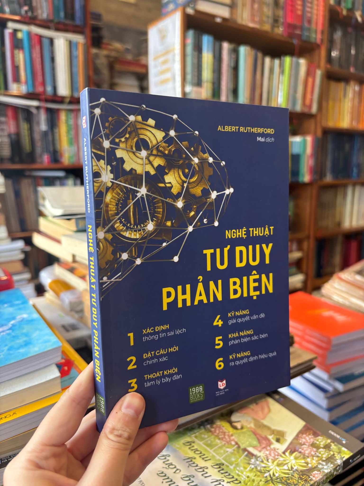 Nghệ Thuật Tư Duy Phản Biện - Albert Rutherford – Momo Bookstore