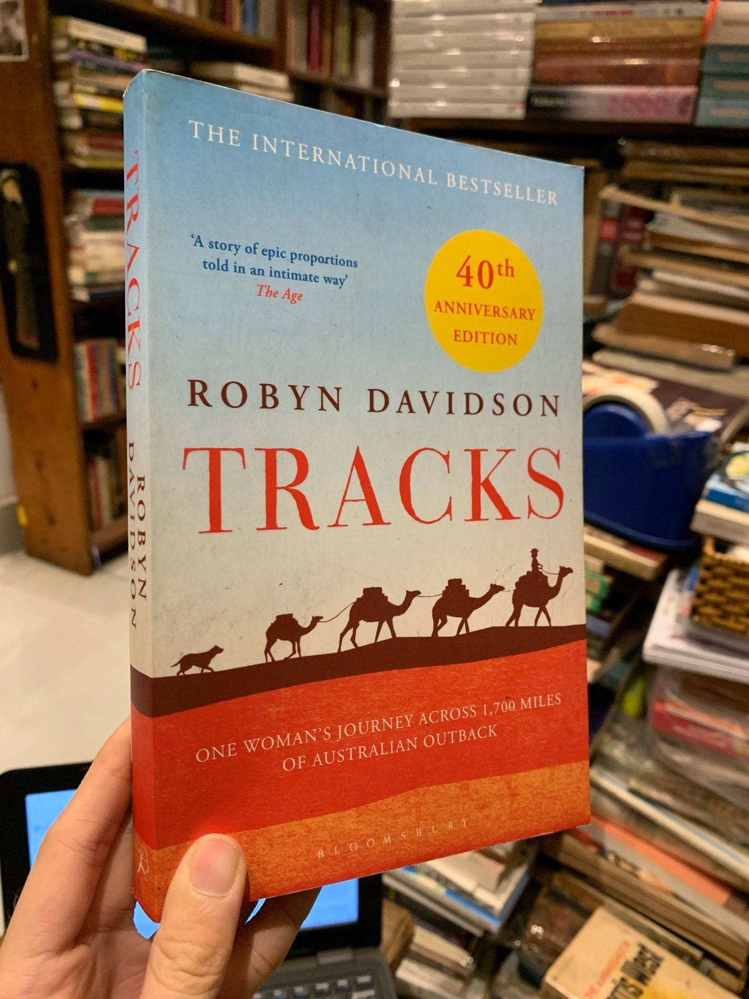 TRACKS: ONE WOMAN'S JOURNEY ACROSS 1,700 MILES OF AUSTRALIAN OUTBACK ...