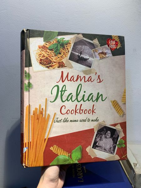 MAMA'S ITALIAN COOKBOOK – Momo Bookstore