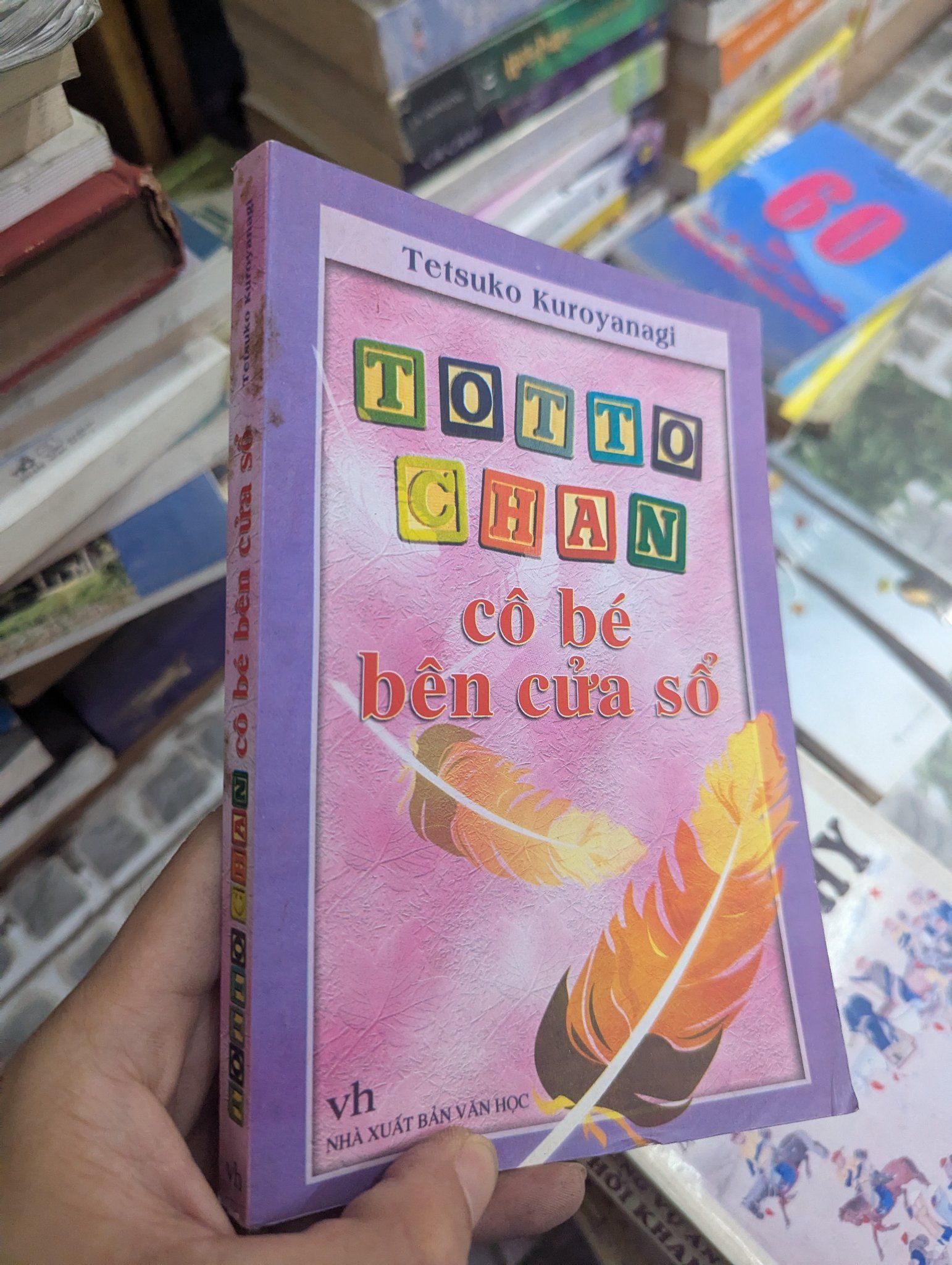 Totto-chan cô bé bên cửa sổ - Tetsuko Kuroyanagi – Momo Bookstore