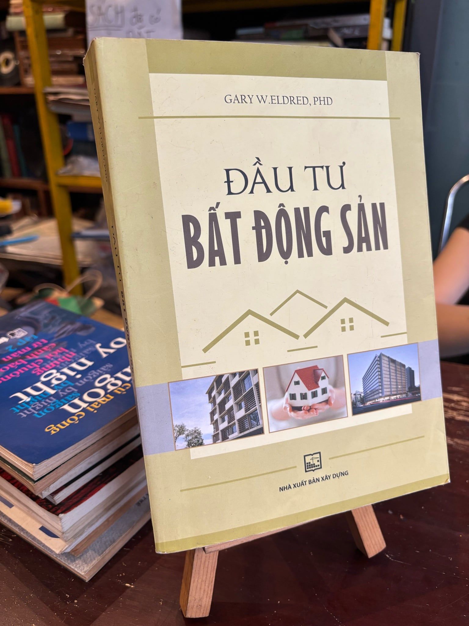 Momo Bookstore