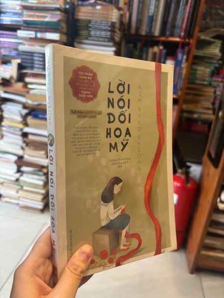 Lời nói dối hoa mỹ - Kim Ryeo Ryeong – Momo Bookstore