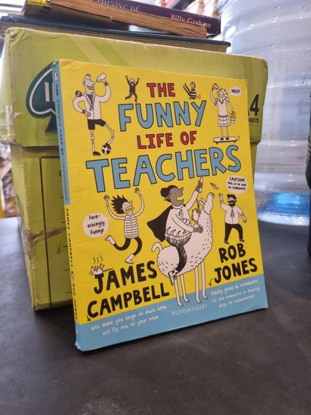 THE FUNNY LIFE OF TEACHERS : James Campbell & Rob Jones – Momo Bookstore