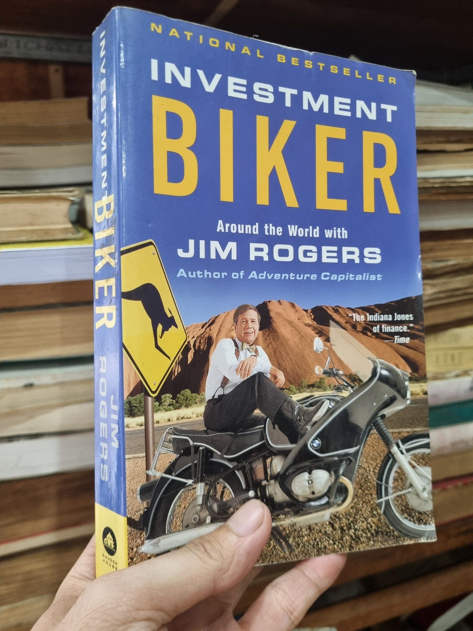 INVESTMENT BIKER : AROUND THE WORLD WITH JIM ROGERS – Momo Bookstore