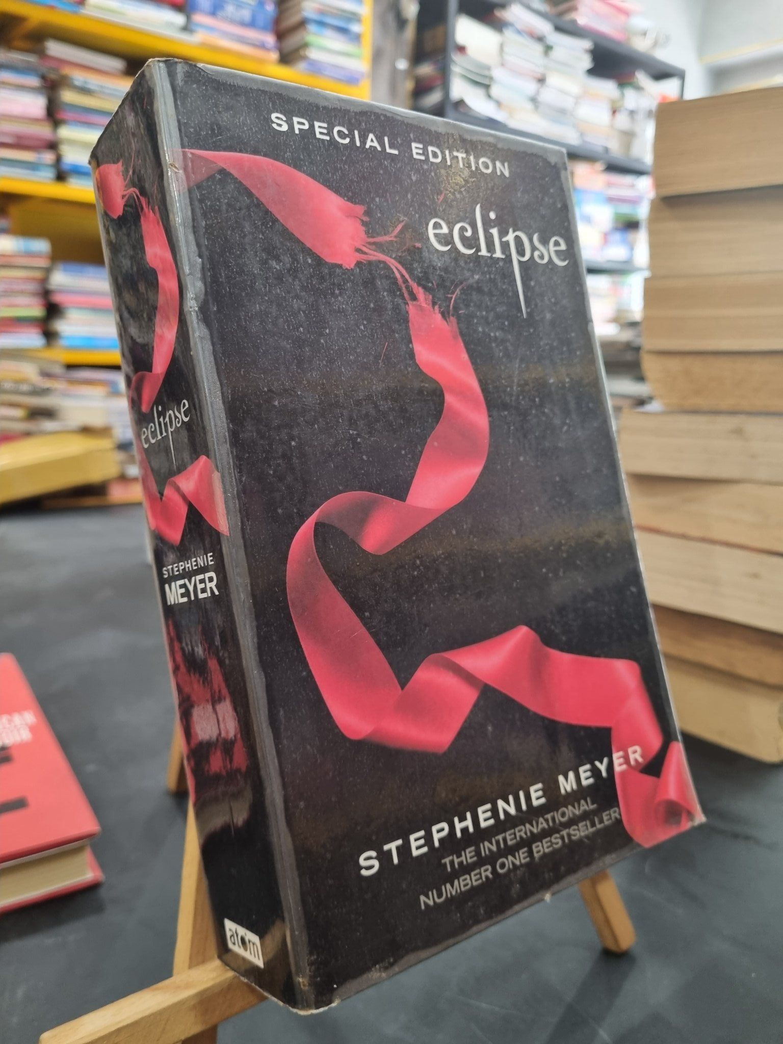 ECLIPSE (Special Edition) - Stephenie Meyer – Momo Bookstore