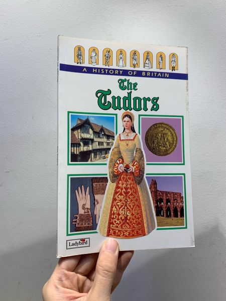 Ladybird's series of A History of Britain (set of 8 books) – Momo Bookstore