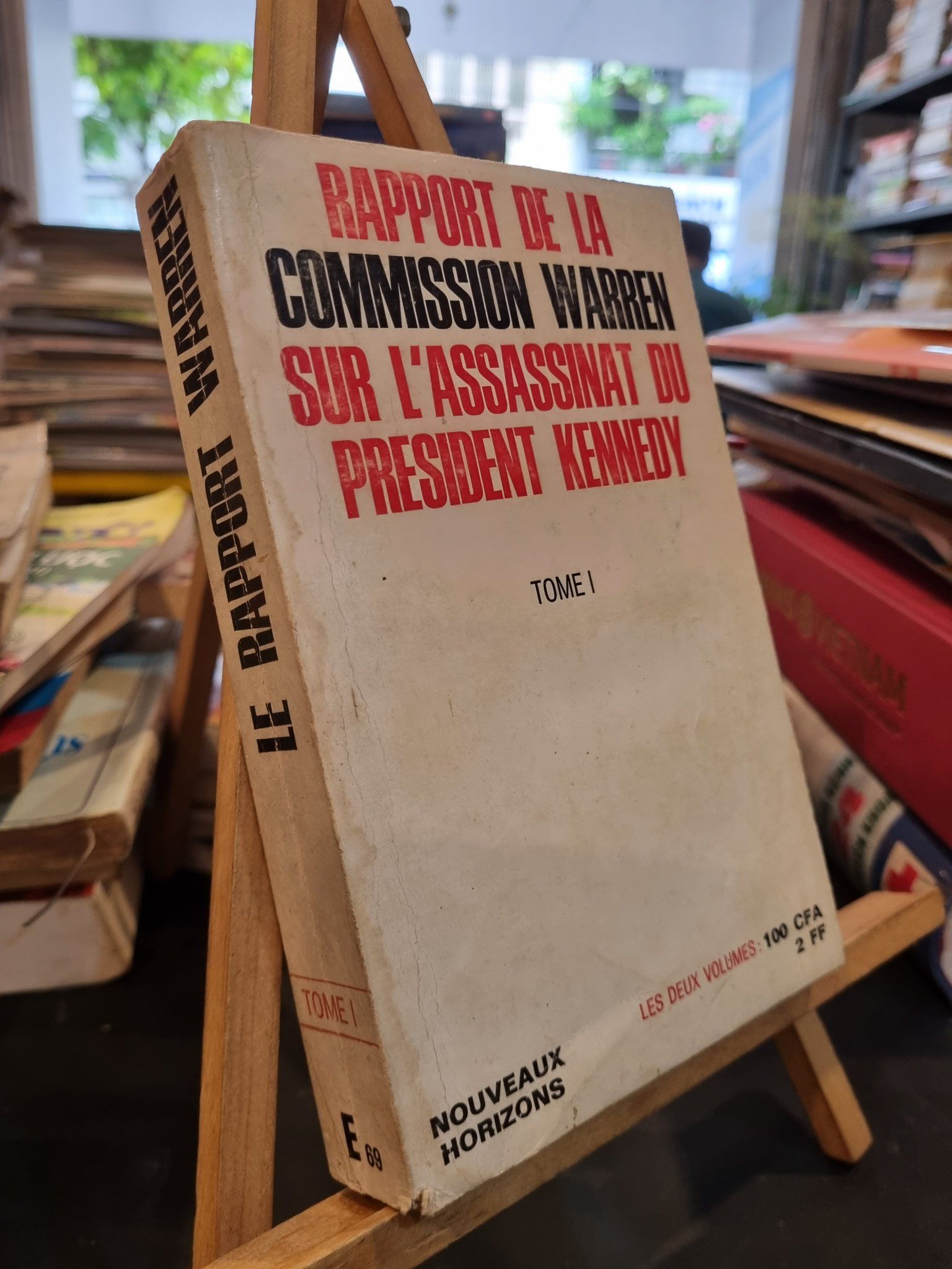 Momo Bookstore